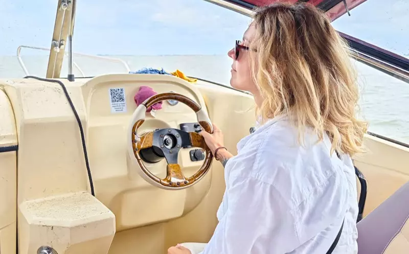 Victoria Răileanu și iubitul ei s-au căsătorit pe o barcă, în Grecia ...