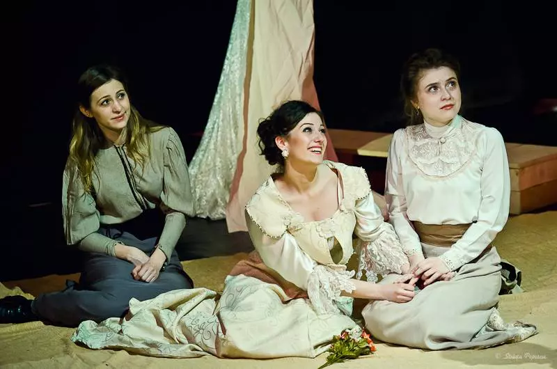 Actrița Andreea Hristu, agresată de un bărbat, în Cișmigiu. „Mă trezesc ...