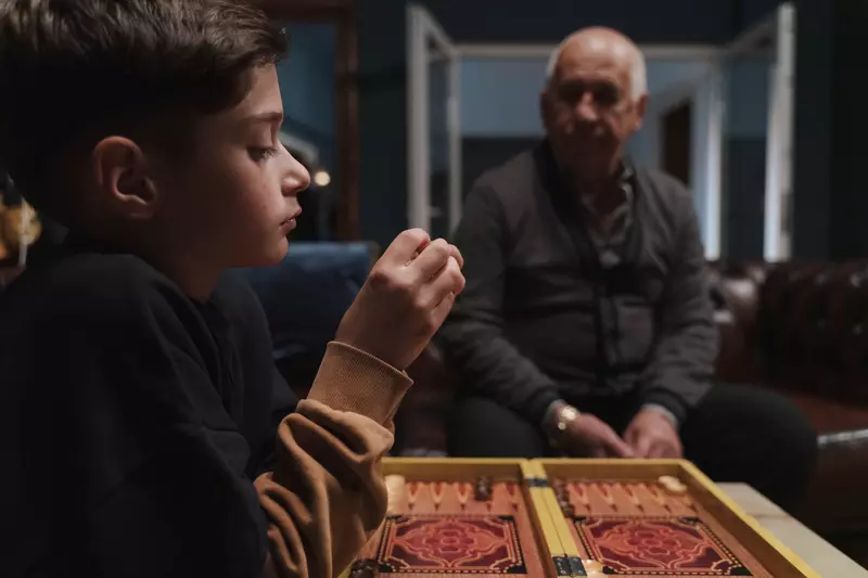 Cine este Florinel, puștiul din „Clanul”? Filip Munteanu l-a cucerit pe ...