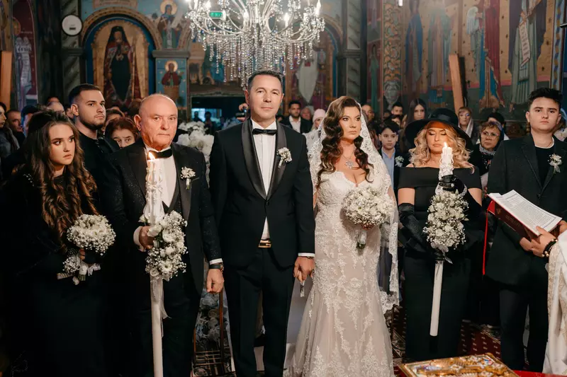 Mihaela Borcea și Sorin Rap, nuntă elegantă în Pădurea Cernica. Toate ...