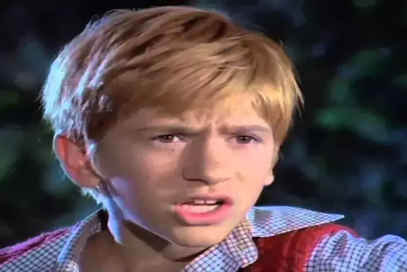 Câți bani primește Costel Băloiu pentru rolul "Pistruiatul", jucat acum ...