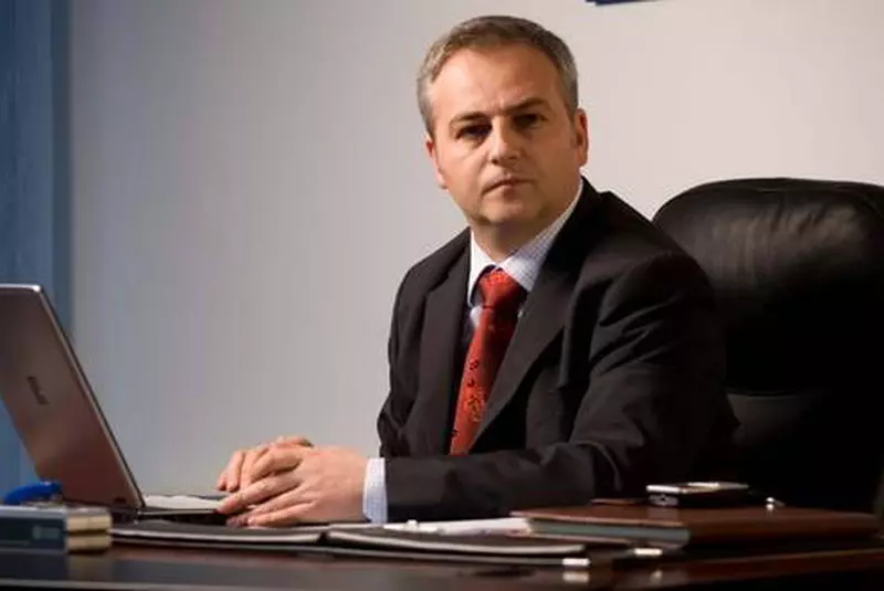 Cine este Felix Pătrășcanu de la Imperiul Leilor: "Banii sunt ceea ce ...