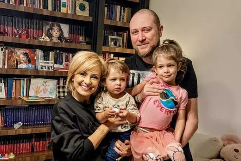 Ce educație le oferă Simona Gherghe fiicei și băiatului ei și de ce i-a înscris la învățământul ...