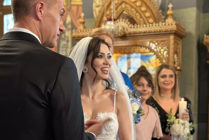 Anca Dumitra și Manfred Spendier au ales nașii pentru bebeluș și ...