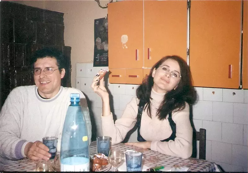 Cântărețul Florin Apostol a murit la 58 de ani. Artistul care a ...