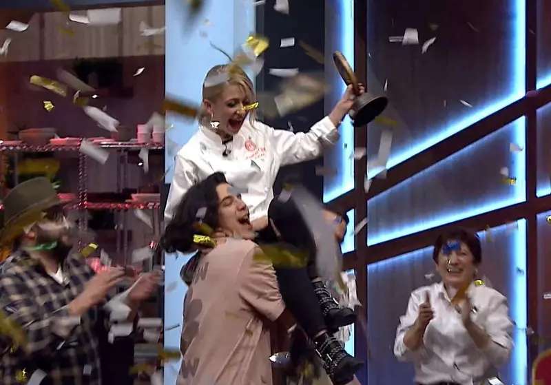 Gabriela Dima a câștigat „MasterChef România” 2022. Ce face cu marele ...
