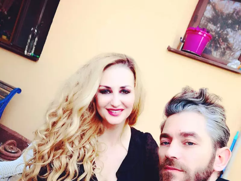 Julia Chelaru, detalii despre nunta cu iubitul ei: „Va fi la malul ...