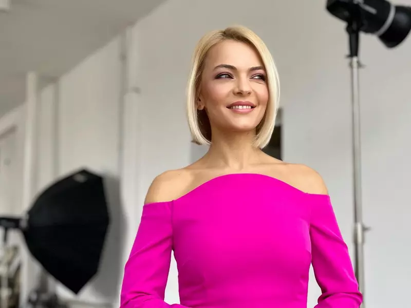 Planul alimentar care o ajută pe Lavinia Petrea să nu se îngrașe la 41 ...