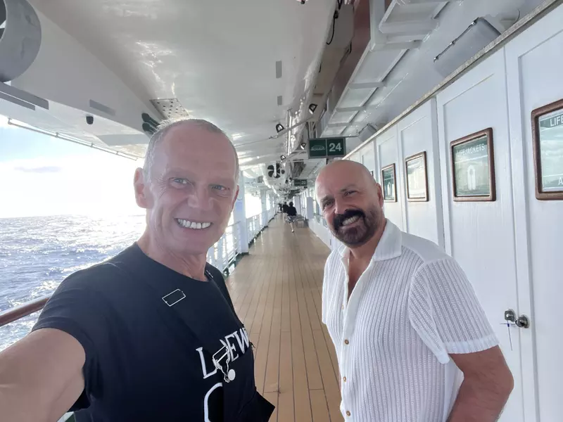 Leonard Miron, anunț surpriză după aproape 25 de relație cu Miguel ...