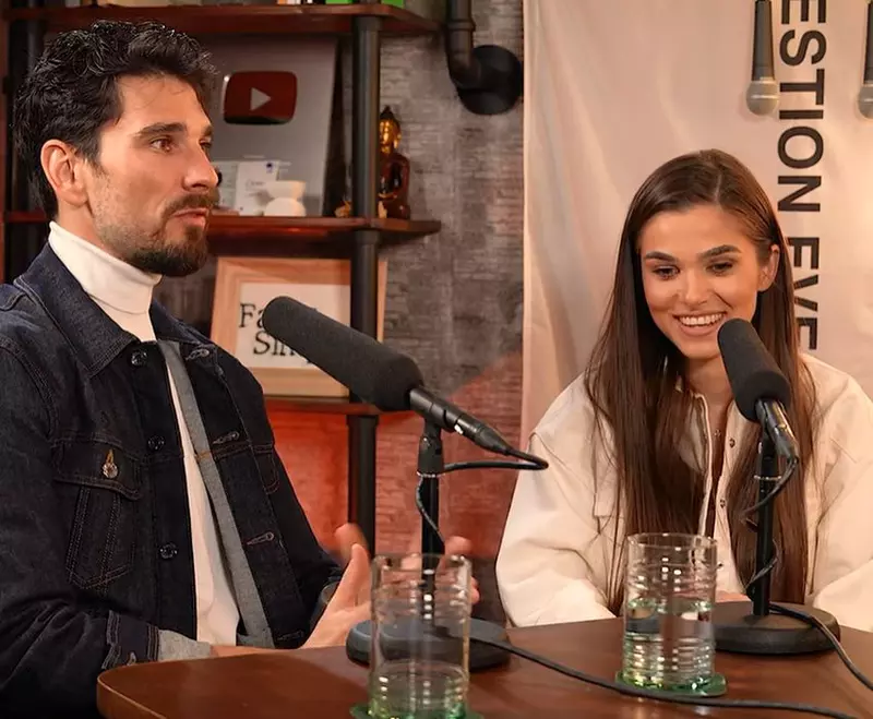 Theo Rose și Anghel Damian, primele declarații după ce s-au logodit. Cum arată inelul: „Are ...