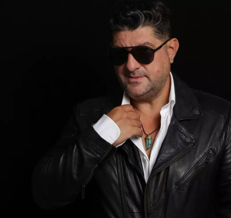 Tavi Colen a oprit un avion din mers: „Am făcut atac de panică! Eu ...