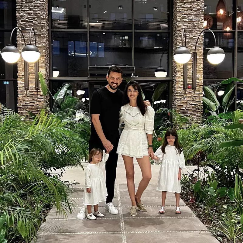 Cum a depășit Diana Bart teama de a călători cu fiicele ei: „La două luni am suit-o în avion ...