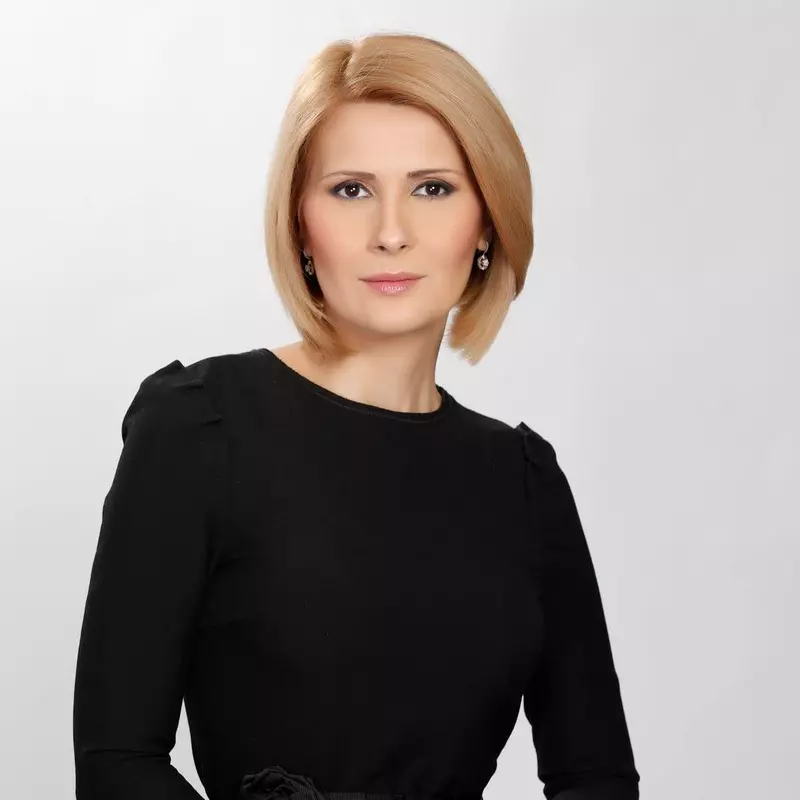 Alessandra Stoicescu, noua prezententatoare a Observatorului orei 19:00