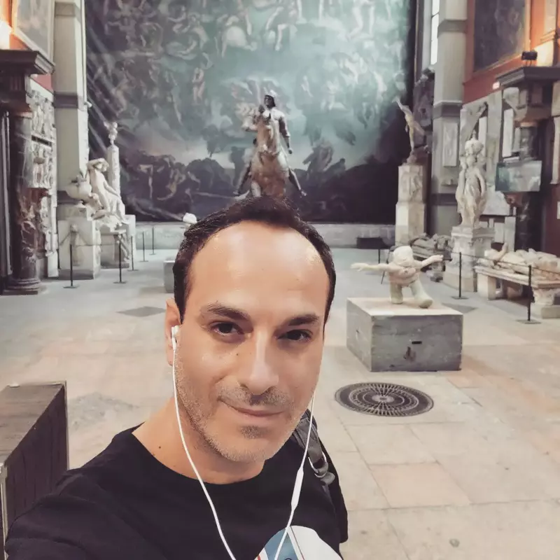 Cu ce se ocupă acum Claudiu Mirică, fostul solist al trupei „Stigma”