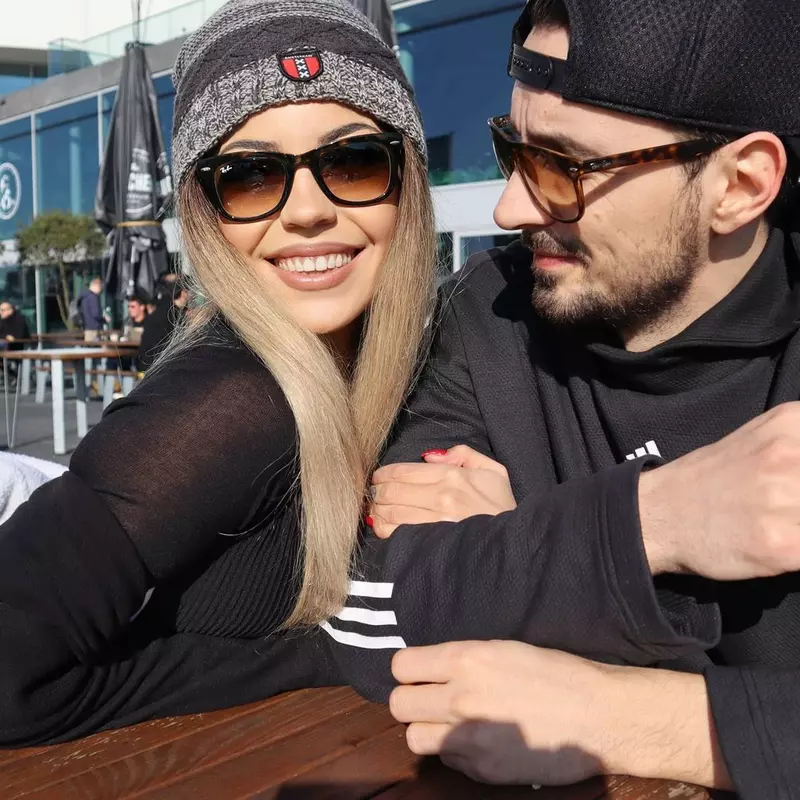 Barbara Isasi și secretul zâmbetului ei la Te cunosc de undeva!. „Râsul ...