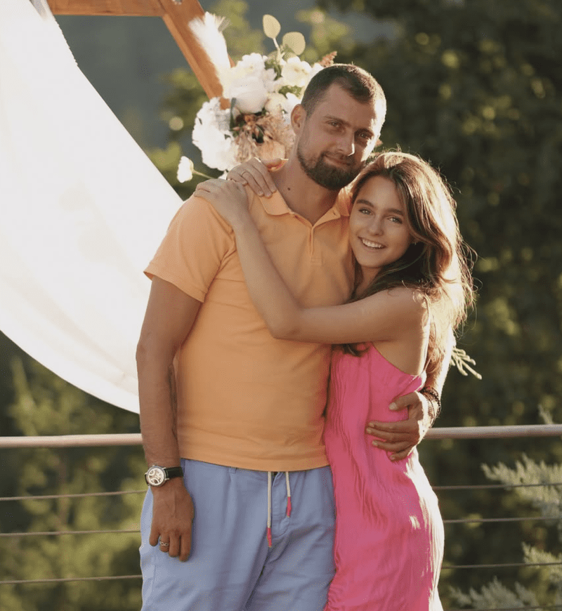 Stiri Directe - Gabi Tamaș de la Survivor 2026 are o familie de revistă ...