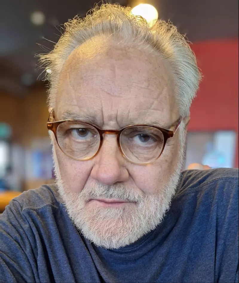 Tony Slattery a murit la vârsta de 65 de ani. Drama care a marcat ...