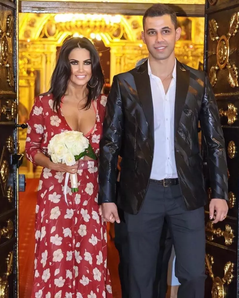 Oana Zăvoranu a confirmat divorțul de Alex Ashraf, după 10 ani de ...