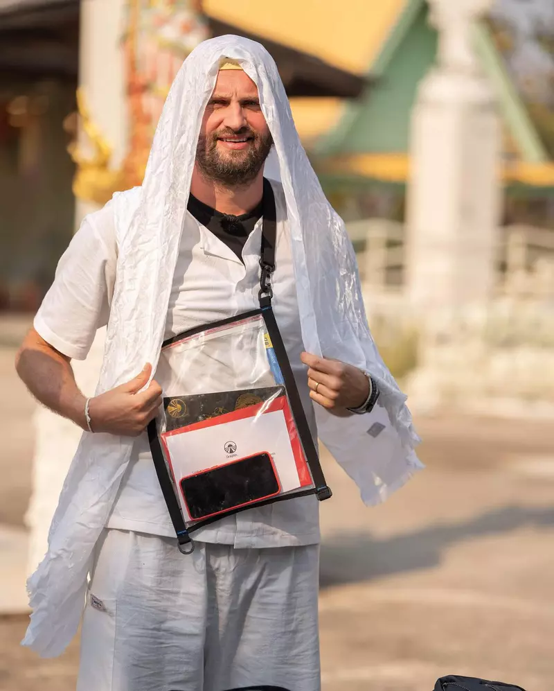 Cine este Sorin Brotnei de la Asia Express 2024. Cum arăta când făcea ...