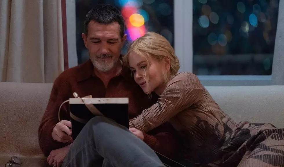 REVISTA ELLE - Cea mai vanduta revista de moda din lume - totul despre ...