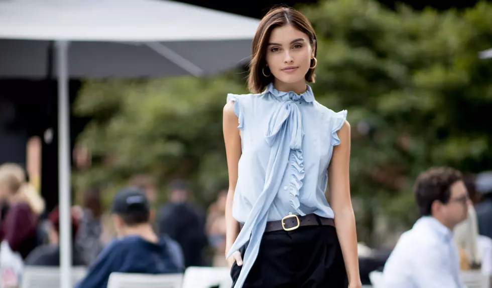 REVISTA ELLE - Cea mai vanduta revista de moda din lume - totul despre ...